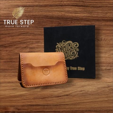TRUE STEP Handmade Leather Cardholder – Sleek & Functional - True Step